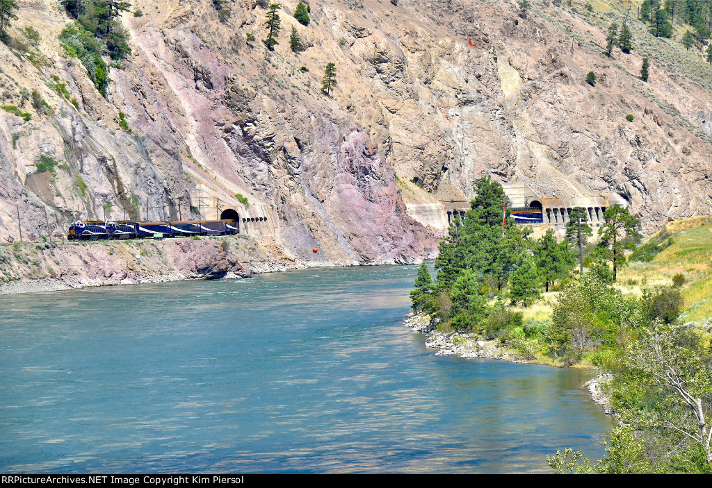 RMRX 8015 8018 "Rocky Mountaineer"at the Skoonka Tunnels